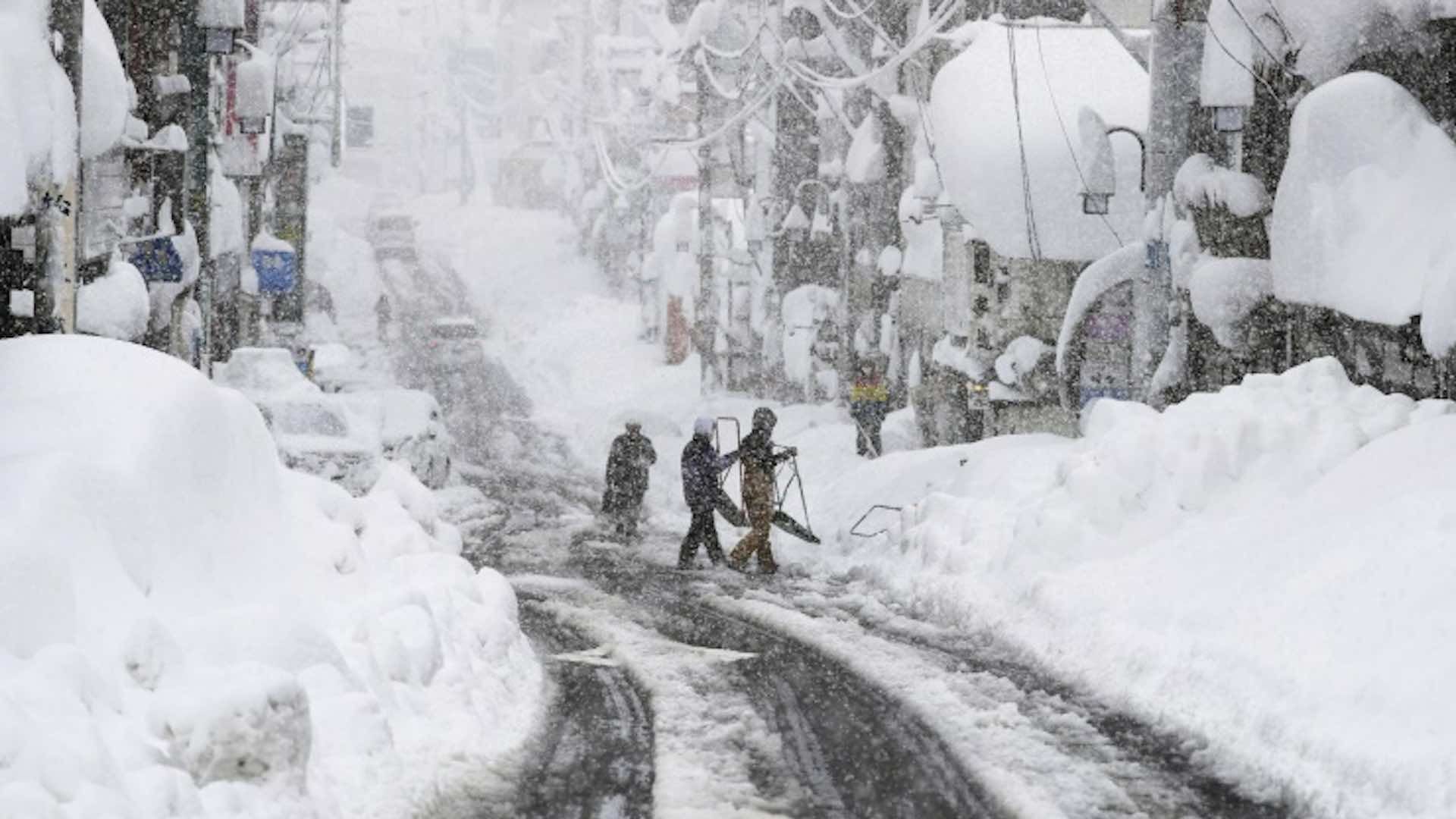 Transport halted across Japan by heavy snow, deep cold - Egyptian Era